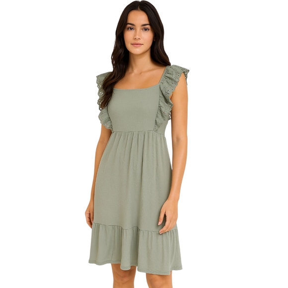 Absolutely Famous | Dresses | Absolutely Famous Sage Green Midi Dress ...